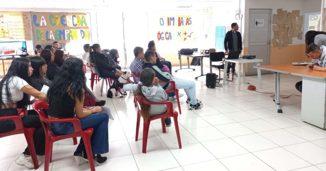 ¿Eres vendedor informal y no has terminado el bachillerato? Estudia con ...